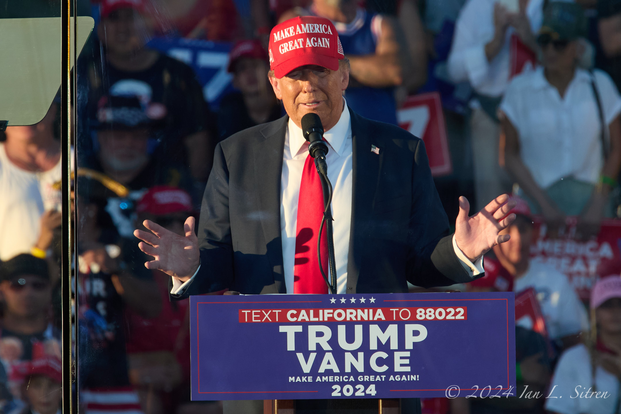 Photographing History: Trump’s Coachella Rally | SecondFocus Blog